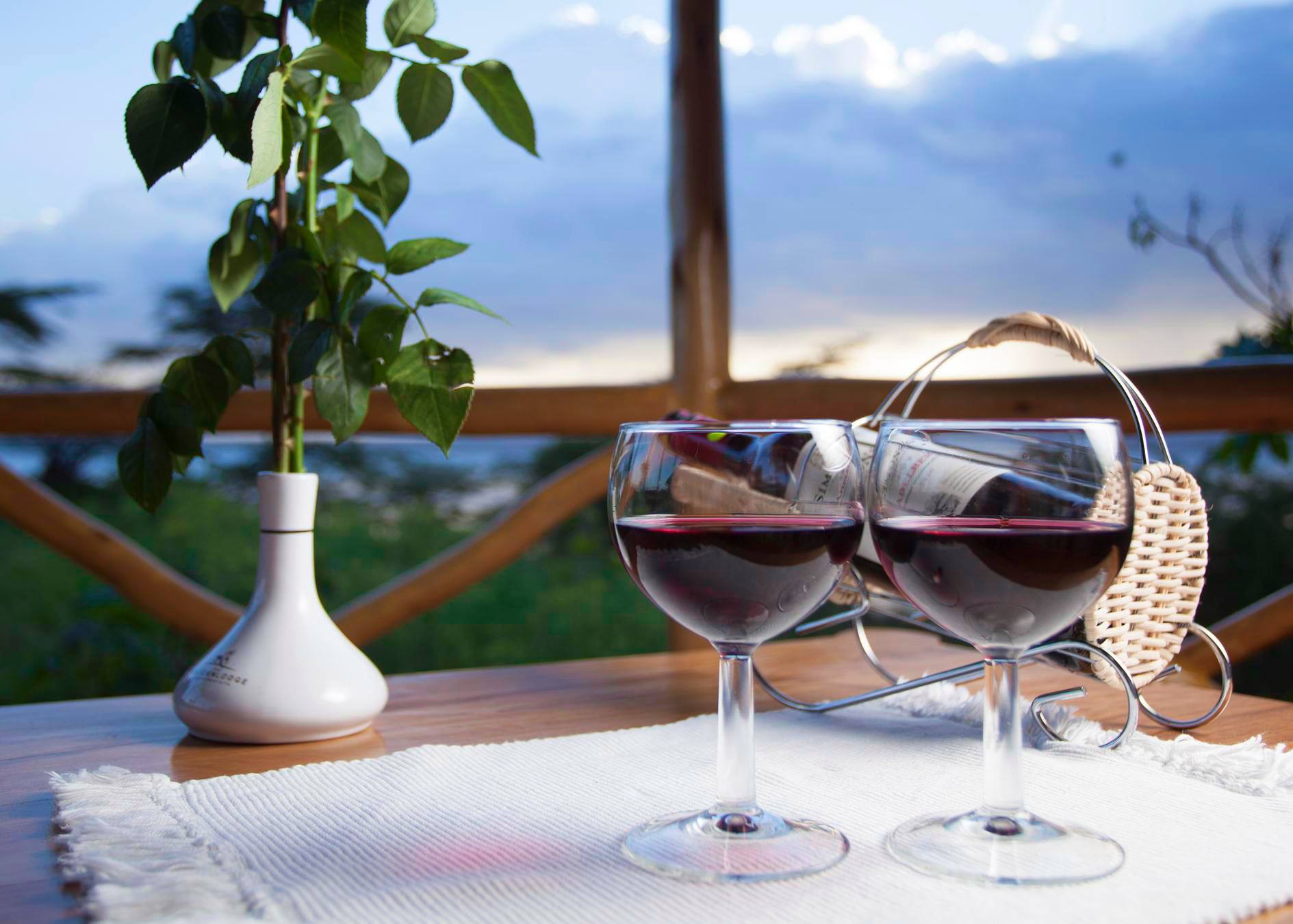 Restaurant & Dining | The Pelican Lodge Lake Elementaita